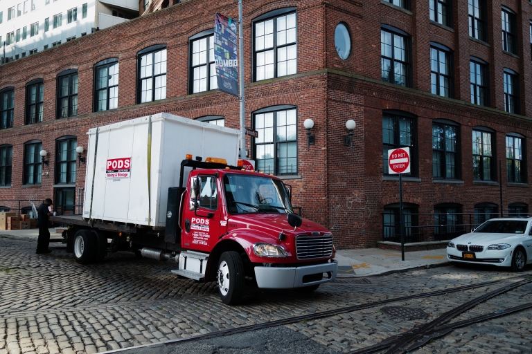 3 Tips for Hiring a Local Truck Driver - Drive My Way